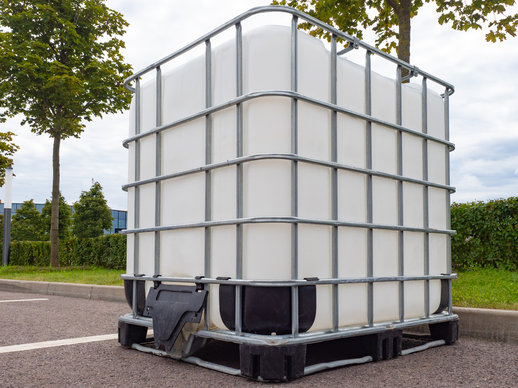 Find the volume of a cubical tank — task. Mathematics State Board, Class 9.