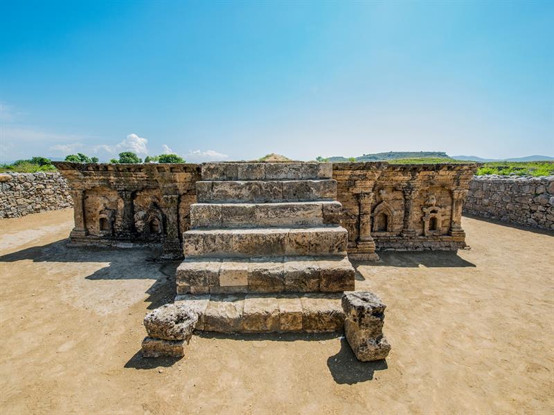 Explanation of Taxila University and the Role of the Teacher — lesson ...