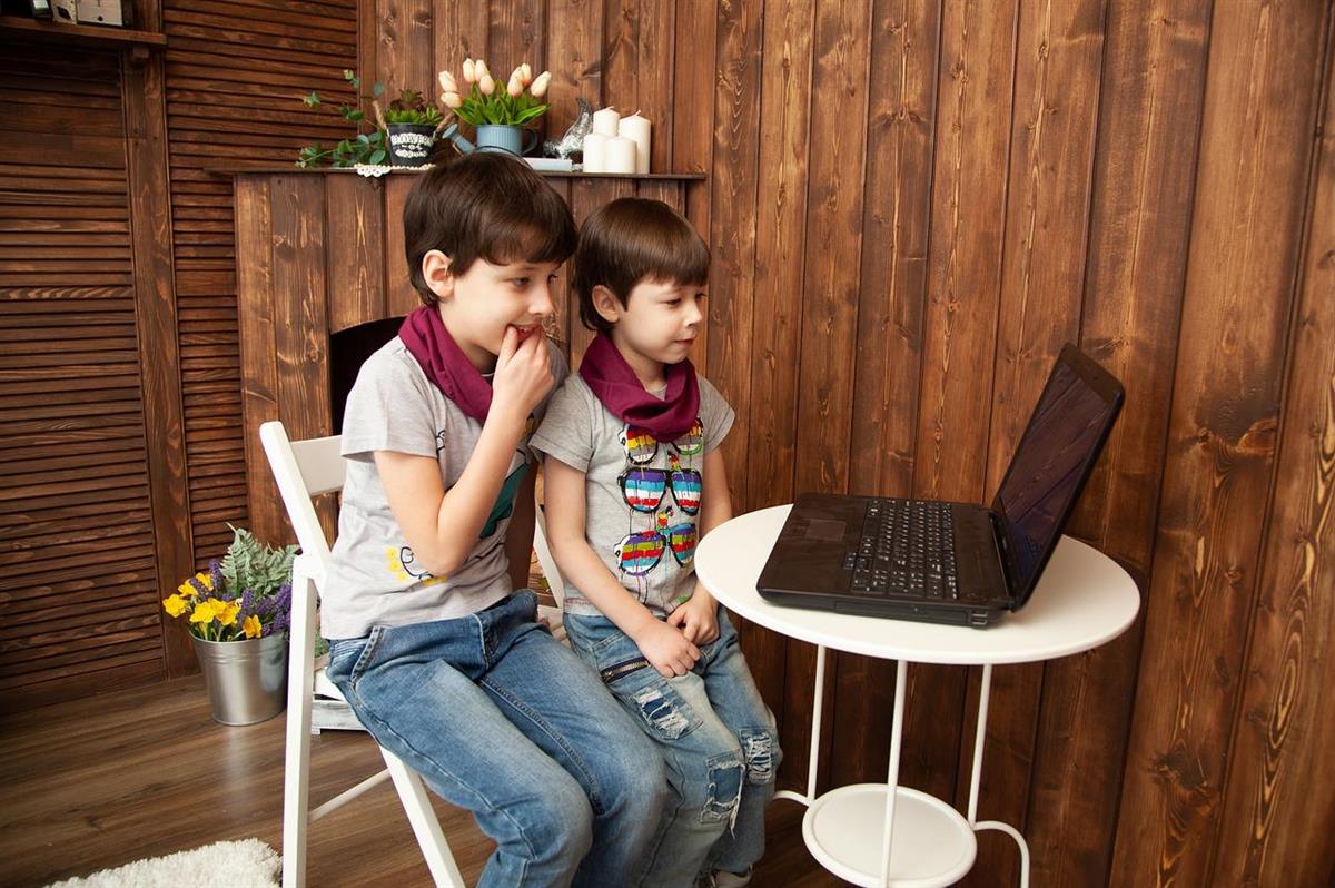 Summary of " The fun they had" — lesson. English Language CBSE, Class 9.